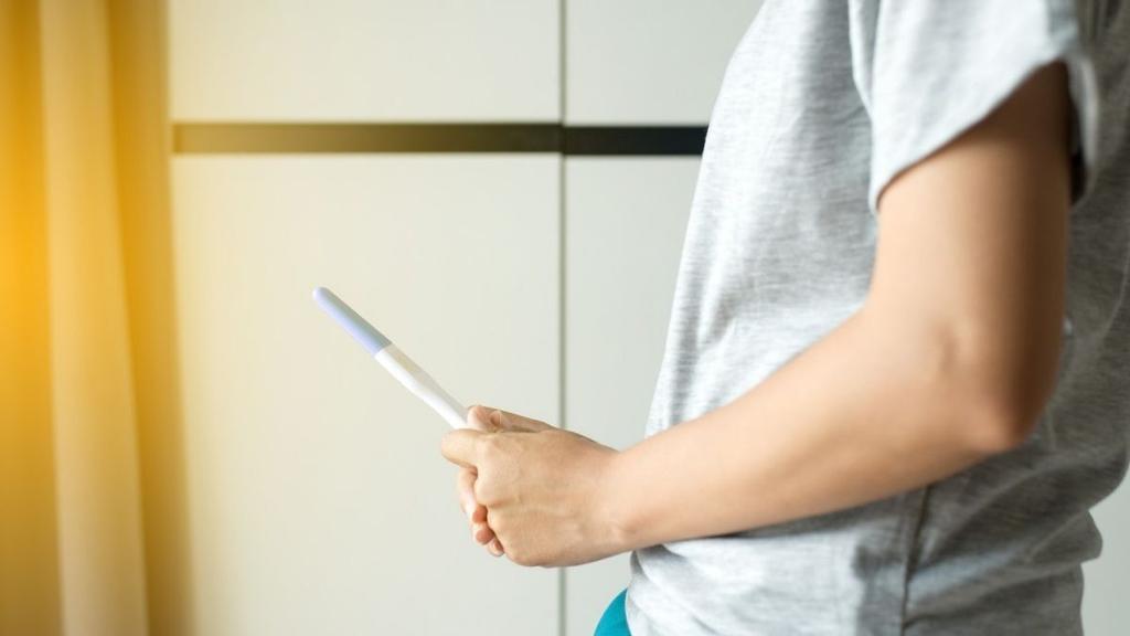 8 DPO: Symptoms, Signs & What to Expect | Peanut