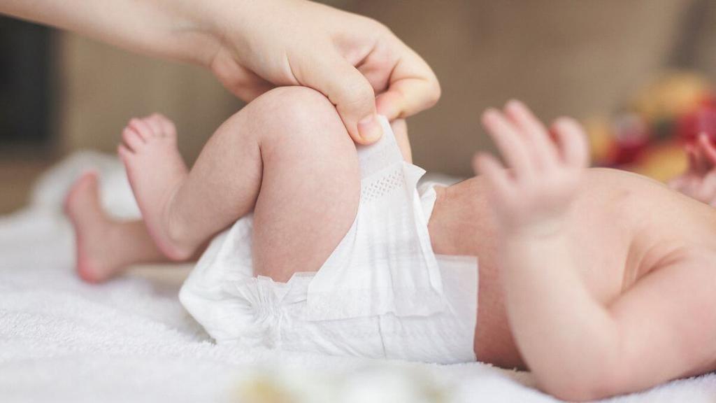 Blood in Baby’s Poop? Here’s All the Info You Need | Peanut
